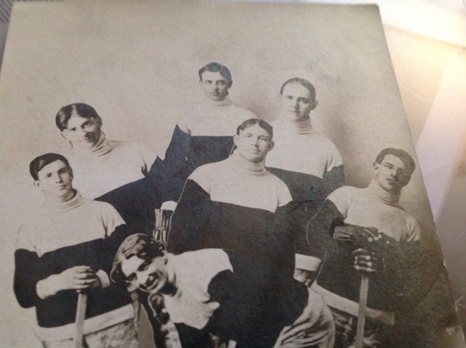 RENFREW MILLIONAIRES OVHL CHAMPS 1907 BERT LINDSAY NHL HOCKEY POSTCARD ...