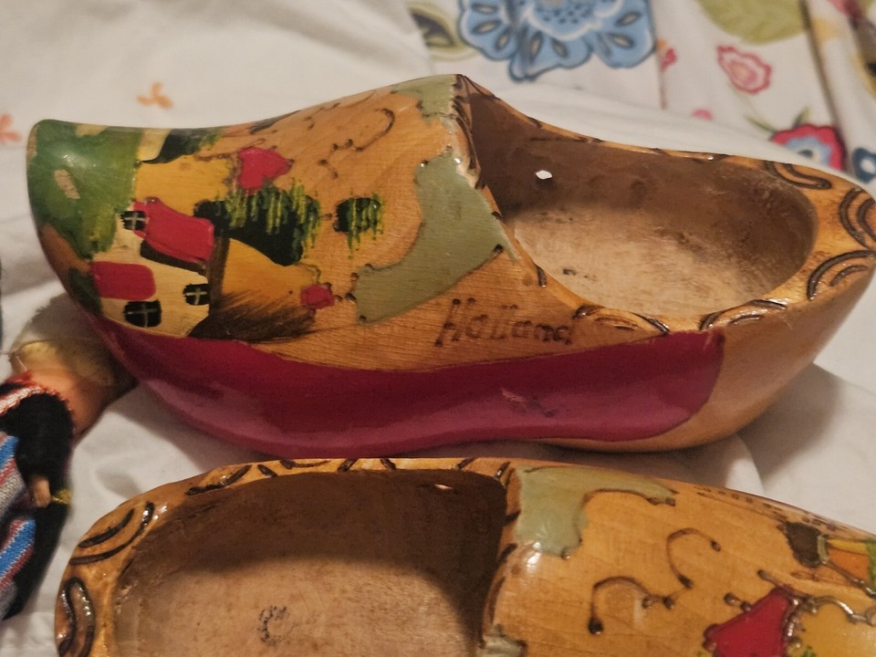 Vintage Genuine Hand Carved Hand Painted Wooden Dutch Clogs Holland ...