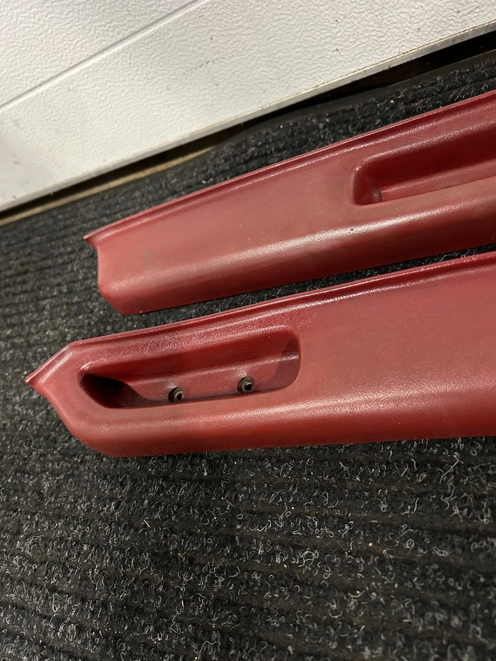 87-93 S10 S15 Chevrolet Chevy GMC Blazer Jimmy OEM Rest Armrest Set Red ...