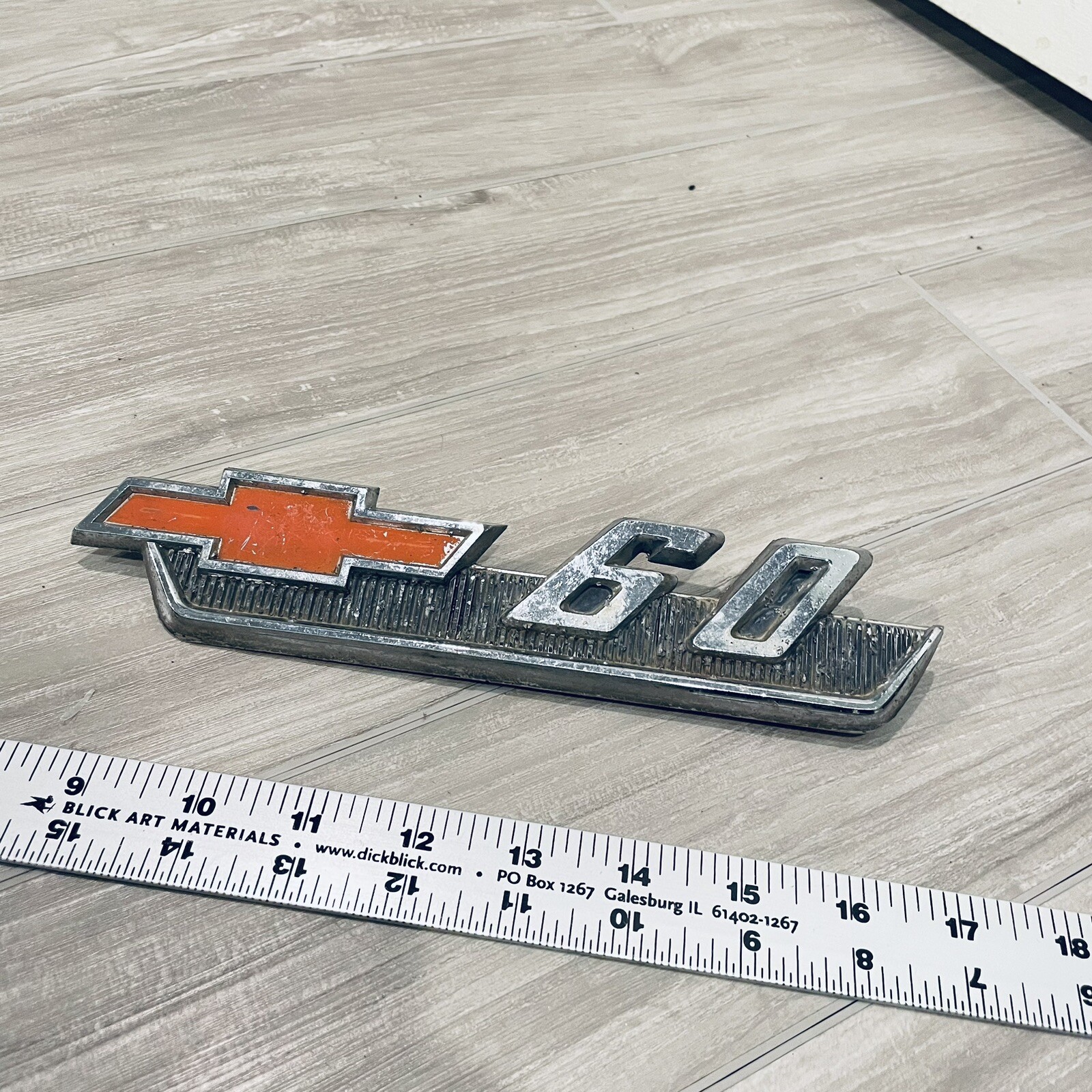 VINTAGE 67-68? CHEVROLET BOWTIE EMBLEM CHEVY 60 SERIES TRUCK BADGE P ...