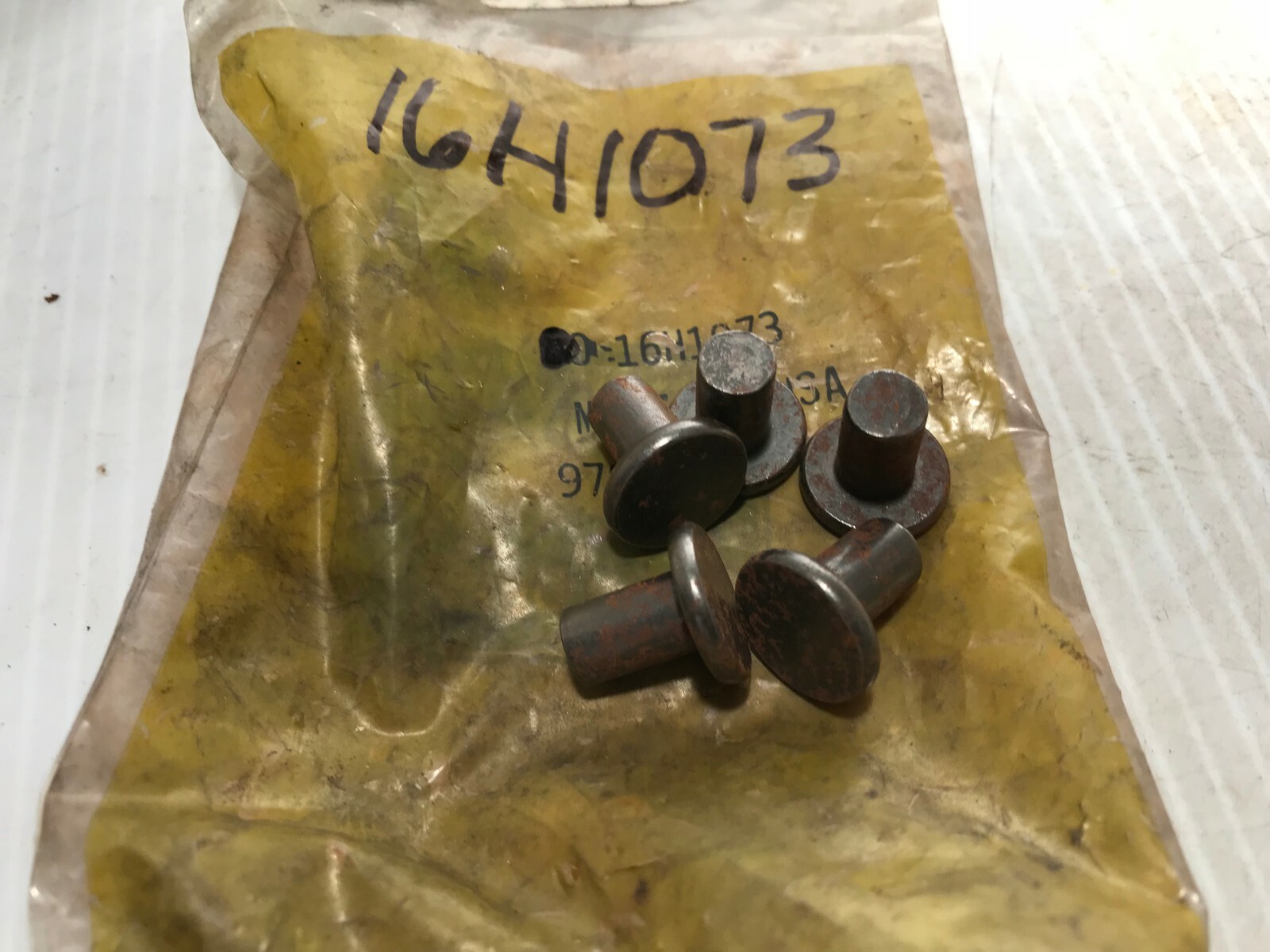 16H1073 GENUINE John Deere Original Equipment RIVET QTY of 10 Rivets | eBay