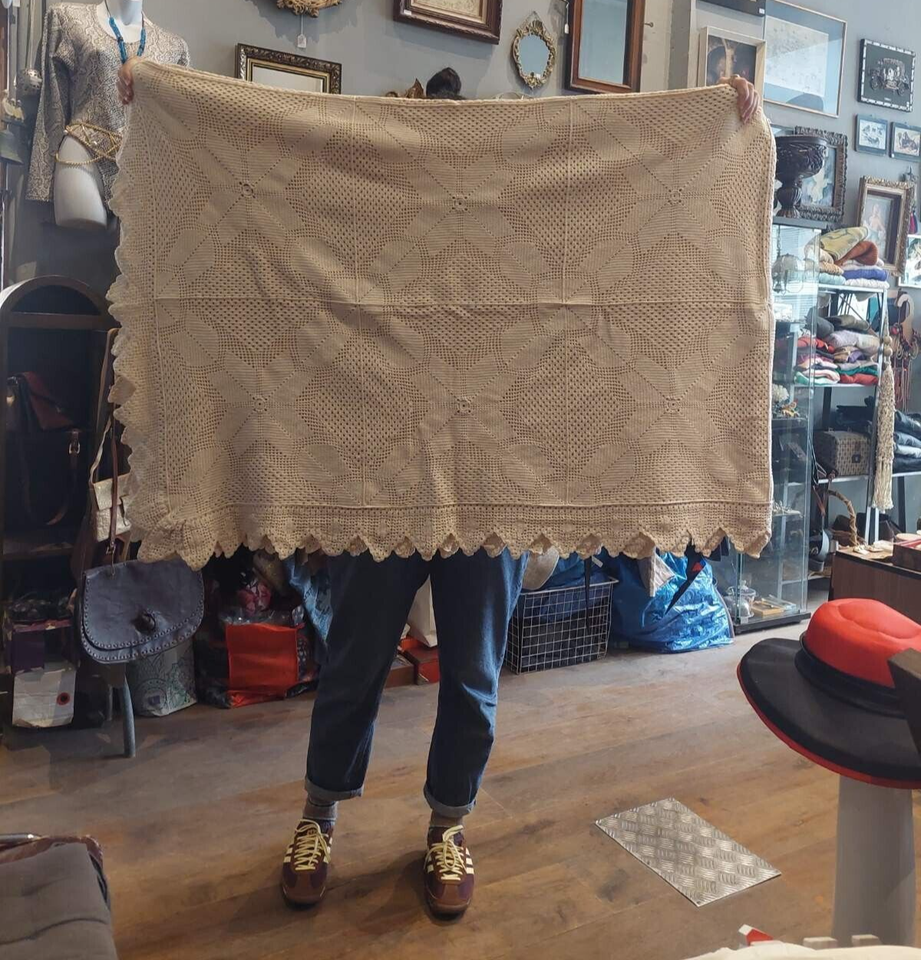 Vintage Cypriot Handmade Beige Crochet Bedspread | 2.60 cm x 1.80 cm ...