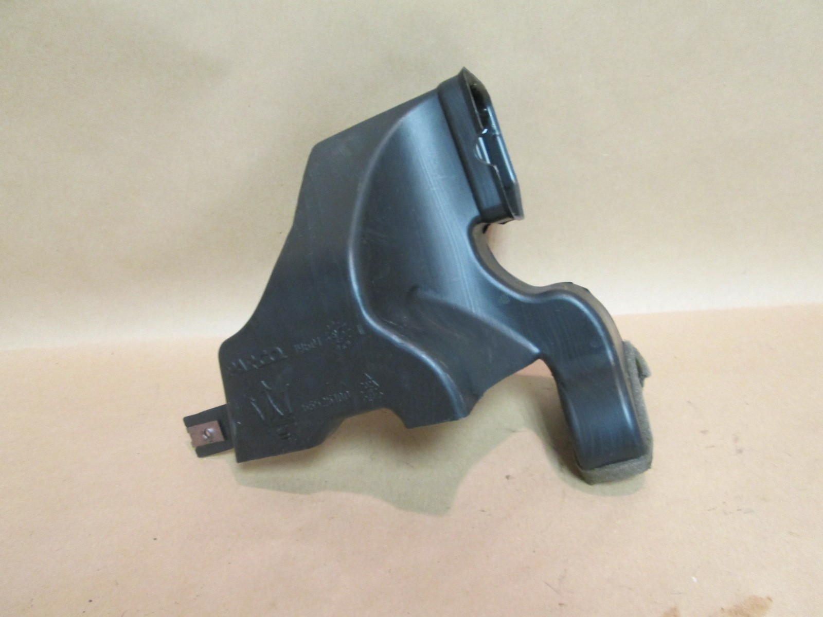 Maserati Quattroporte 05 - RH Front Air Tube Ducting # 66525100 | eBay