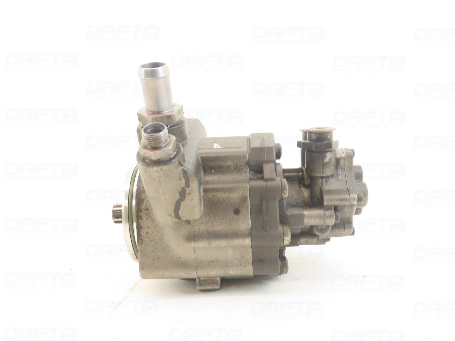 2018 DAF XF 106 E6 , 2042155 Power Steering Pump + Fuel Pump 7018955161 ...