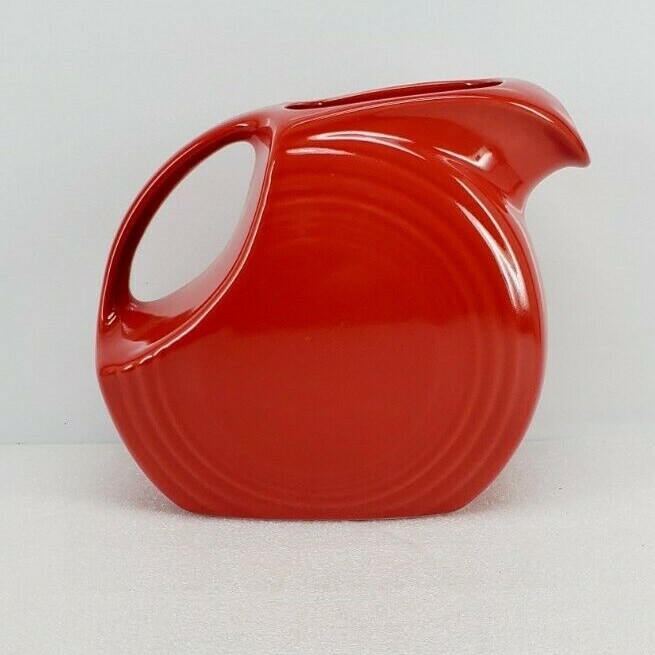 LARGE DISK PITCHER scarlet red FIESTA WARE hlc FIESTA 67 OZ new | eBay