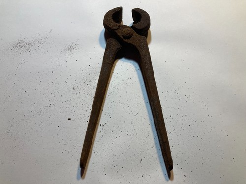 Vintage Wire Fence Pliers Pinchers Nail Pullers Antique Tool - Rust ...