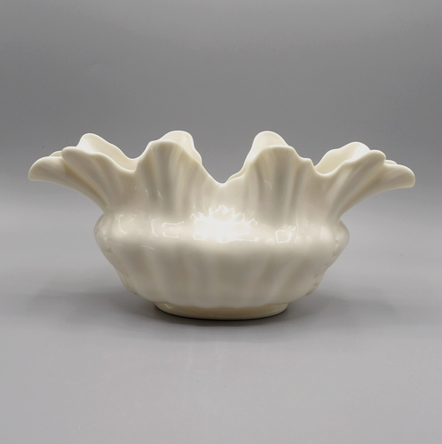1781 by Lenox Lotus Collection Vase Centerpiece Ivory Fluted Flower ...
