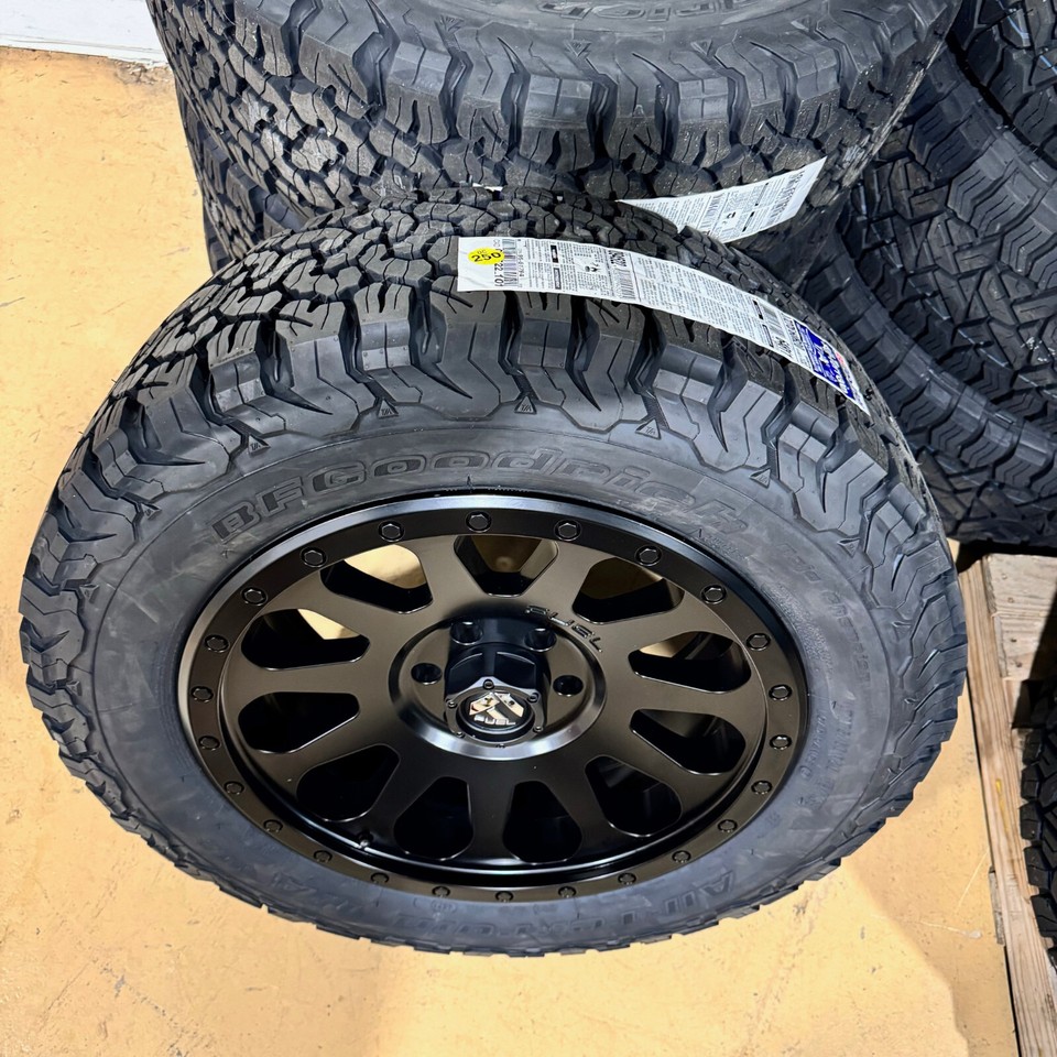 5) 20x9 Fuel D579 Vector Black Wheels BFG 33" AT Tires 5x5 Jeep ...