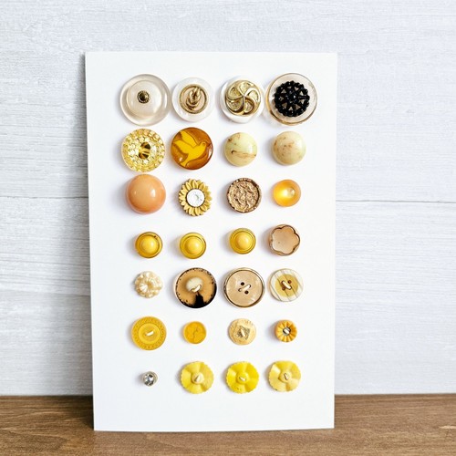 28 Vintage Yellow Mixed Material Button Collector Display Card | eBay