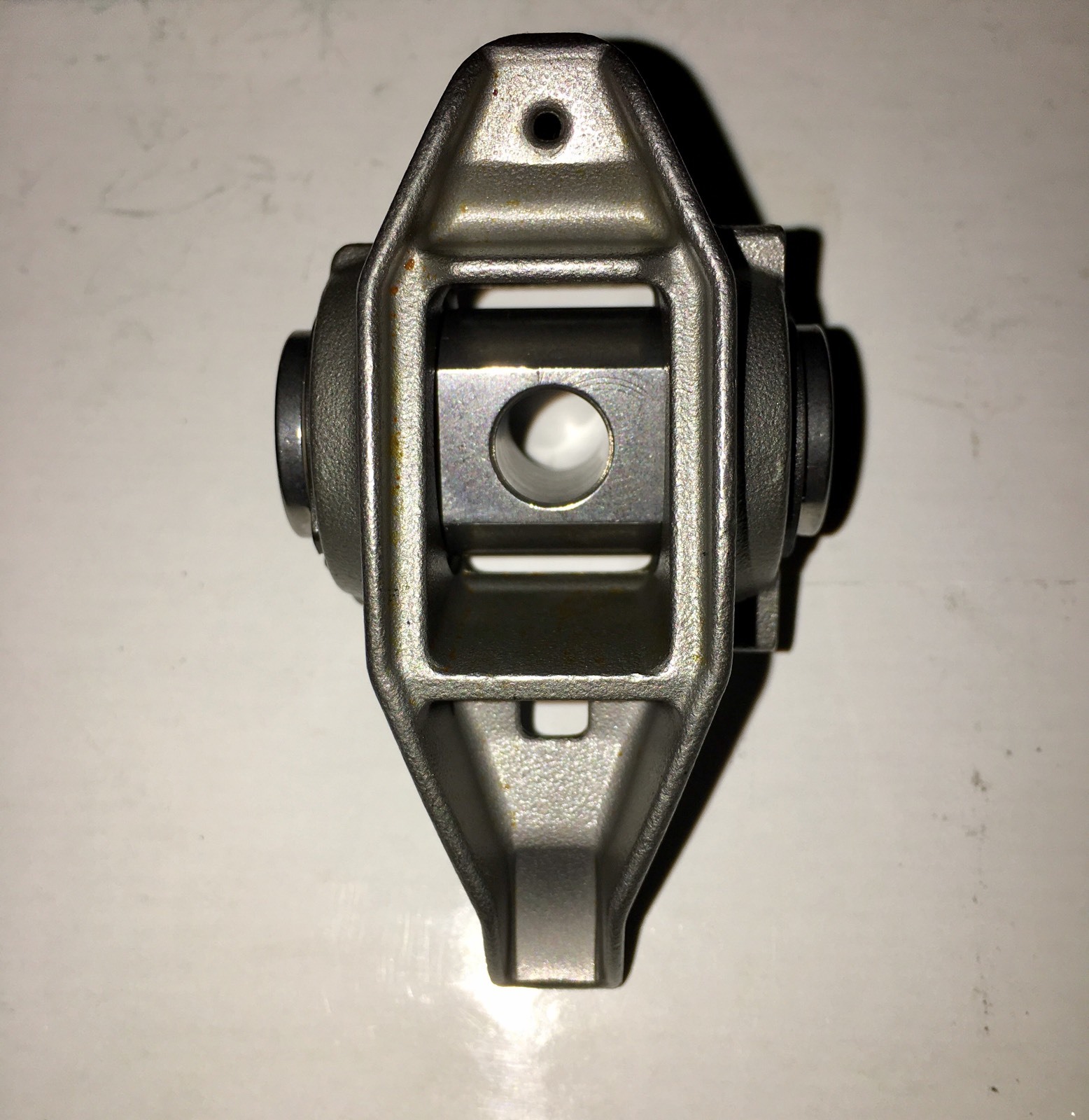 OEM Chevrolet Rocker Arms Set w/ Bronze Trunion Kit Installed for Gen ...