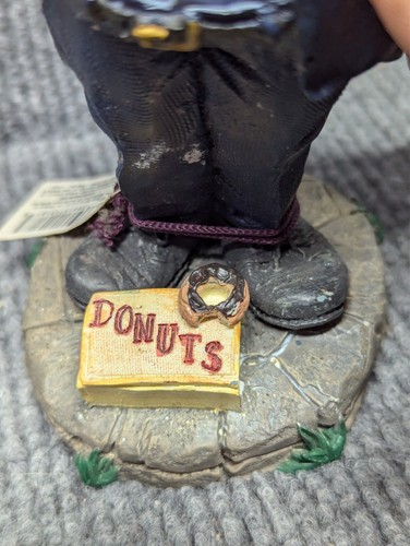 1999 RUSS BERRIE POLICEMAN COP FIGURINE DOUG HARRIS DONUT PATROL | eBay