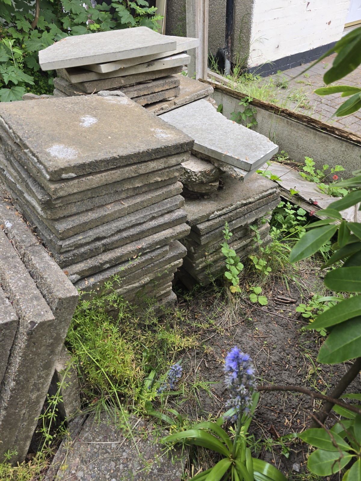Reclaimed Used Concrete Paving Slabs 400x400 | eBay UK