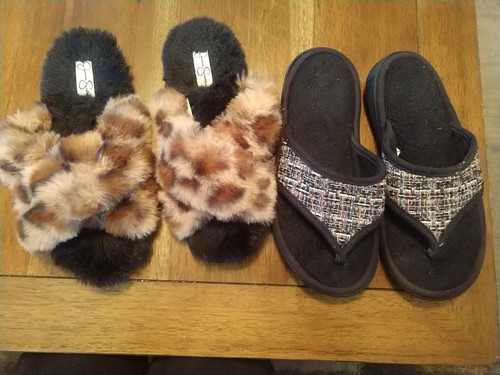 Lot Of 2 Slippers Soft Plush Size L (8-10) 1 Animal Print 1 Black | eBay