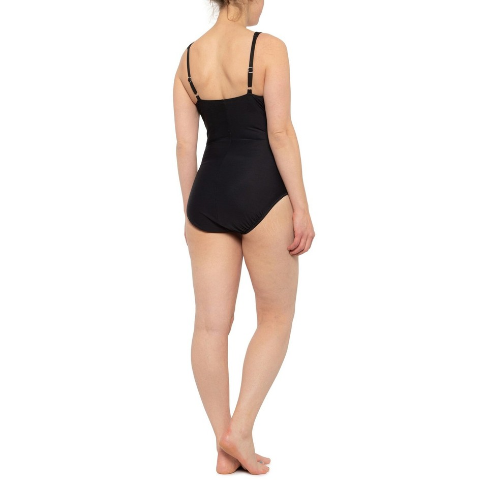 Nwt New Miraclesuit Megan Crossover Crisscross One Piece Swimsuit Black
