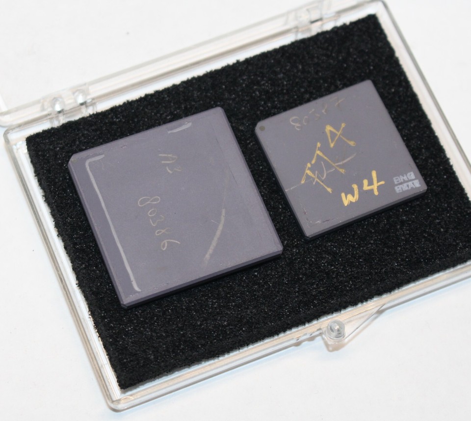 RARE Intel sample 386 CPUs 386DX-25 + 387 FPU - A3 stepping prototypes ...