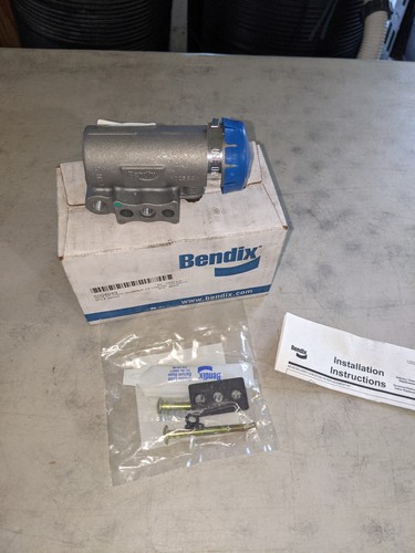 BENDIX 5004049 Governor and Check Valve Kit | eBay