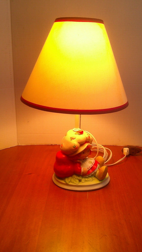 Vintage Strawberry Shortcake 1981 12" Table Lamp Working with SHADE | eBay