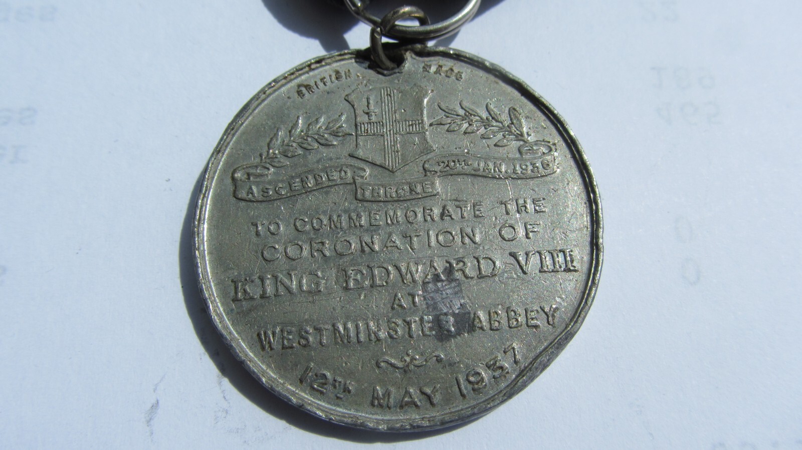 1937 EDWARD V111 CORONATION COMMERATIVE MEDAL WITH RIBBON 12th May 1937 ...