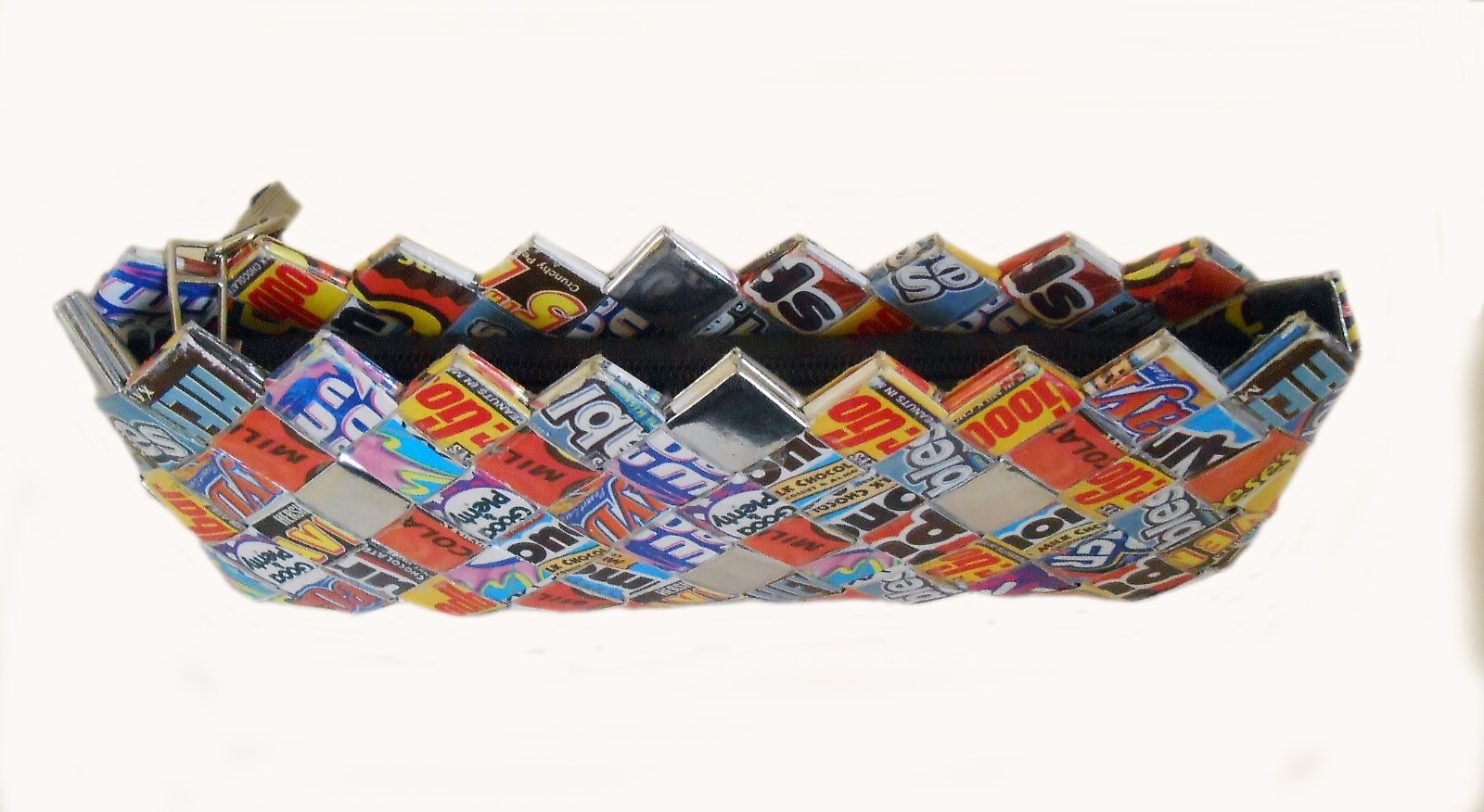 NAHUI OLLIN Hand Made Recycled Candy Wrapper Purse Clutch Bag Wristlet ...