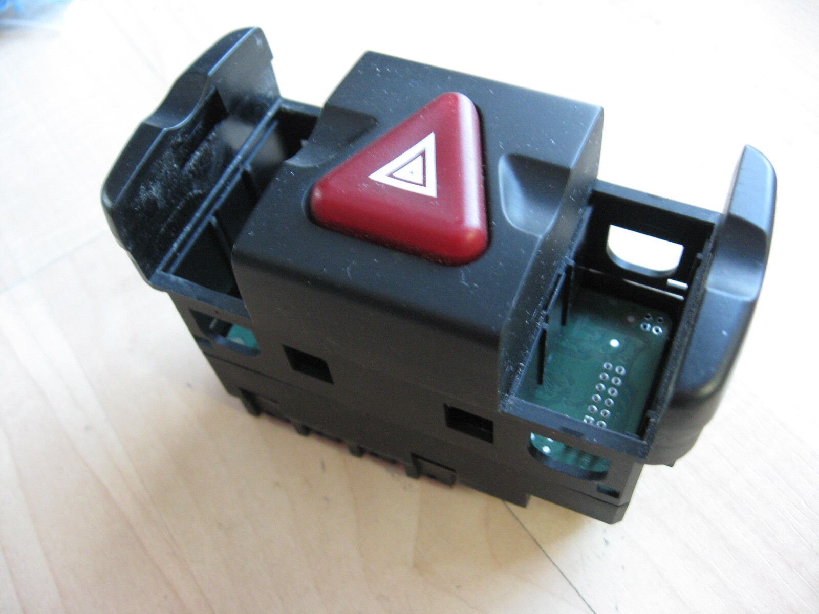 Freightliner Cascadia A06-60972-010 Hazard Blinker Switch Console #M261XM | eBay