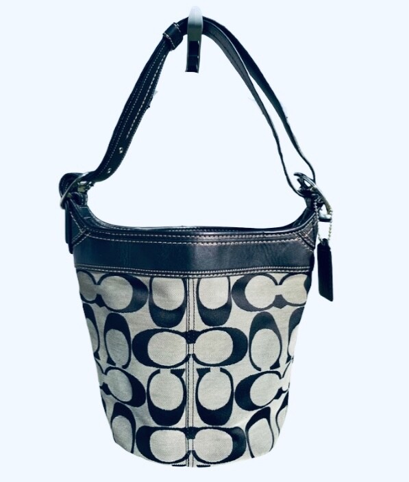 Authentic Coach Bucket Bag Signature C design - Black - Gem