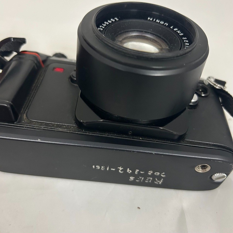 Nikon N2000 35mm SLR Camera with Nikon Series E Wide Angle Lens ...