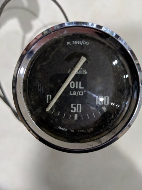 Original Jaeger Oil Pressure Gauge Triumph Tr2 Tr3 Domed Glass Pl2561 ...