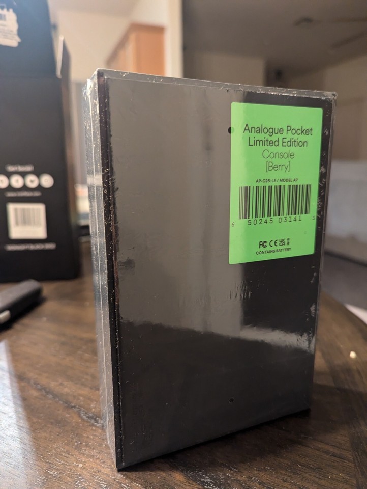 Analogue Pocket GBC Colors Limited Edition Handheld System - Berry ...