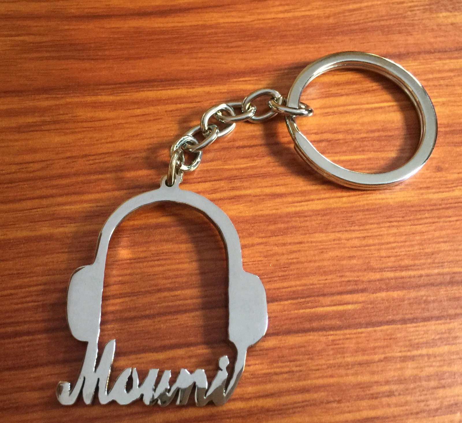 Hand Carved Personalized DJ Headphone Key Chain With Your Custom Name ...