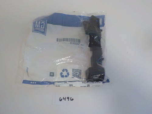 16-22 GM Chevy Malibu Front RH Bumper Guide Retainer OEM 84650636 ...