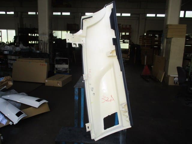 ISUZU ISUZU LARGESIZE CAR Right Front Side Body Panel 8979034050 ...