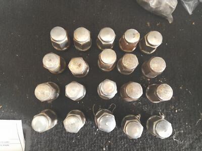 VT-VX-VY SET OF WHEEL NUTS SUIT ALLOYS AFTERMARKET #39587 | eBay Australia