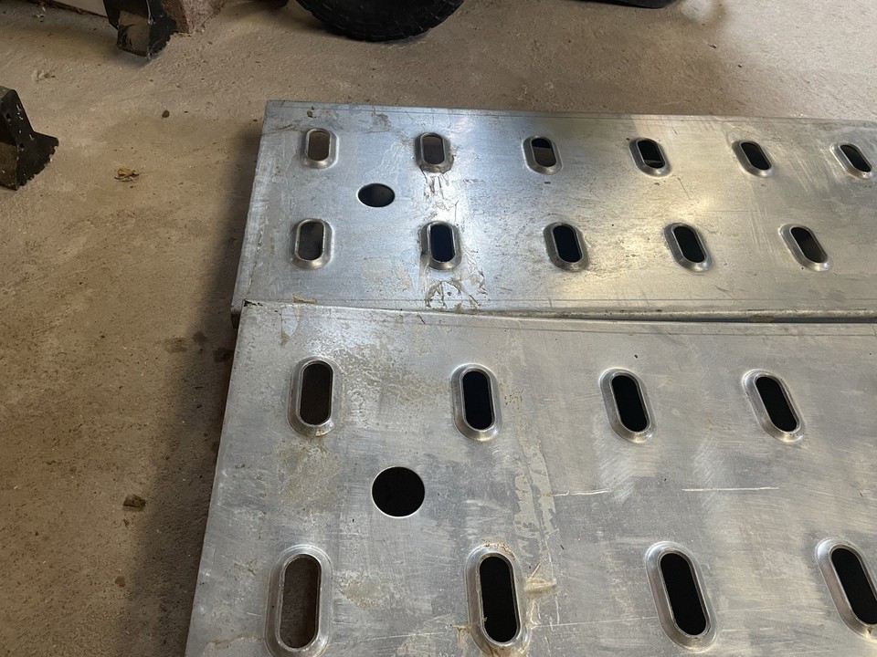 Car transporter loading ramps / diggers / machinery / ramp 2.5m 1.5 ton ...