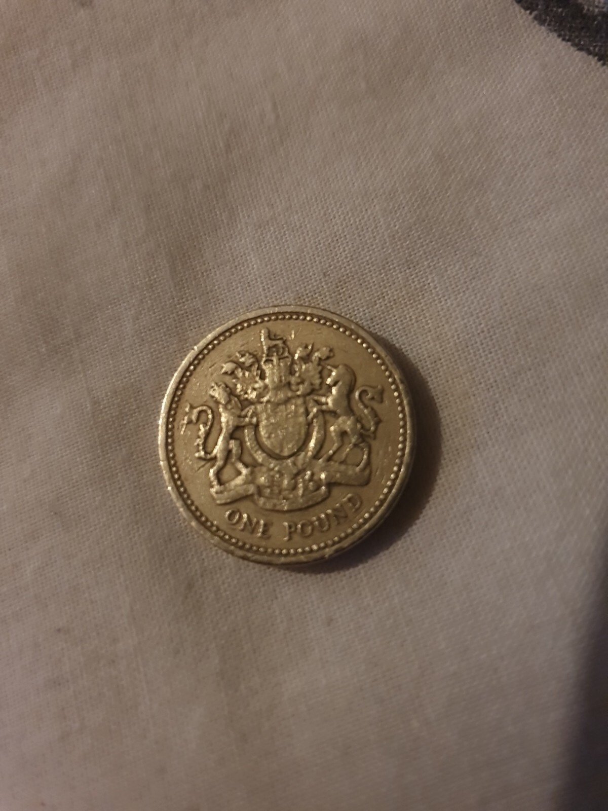 1983 Royal Coat Arms £1 Old Round 1 One Pound Coin Elizabeth II ...