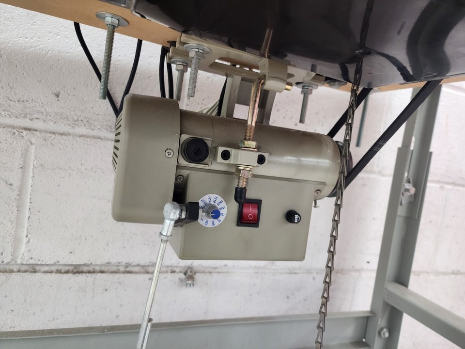 JUKI MO-6700 SERIES HIGH SPEED INDUSTRIAL OVERLOOK SEWING MACHINE | eBay