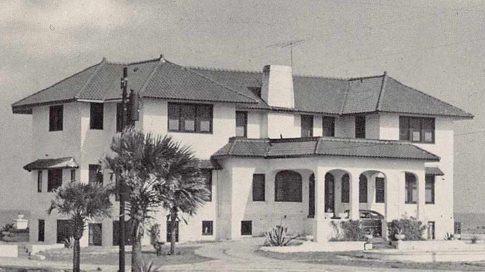 FL - 1950's Florida Flagler Manor on the Ocean at Flagler Beach, FLA ...
