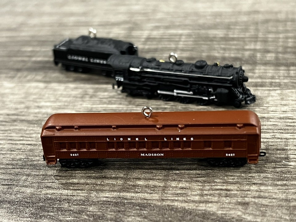 2015 Hallmark Lionel 2148WS Deluxe Pullman Set Miniature Train 3 ...