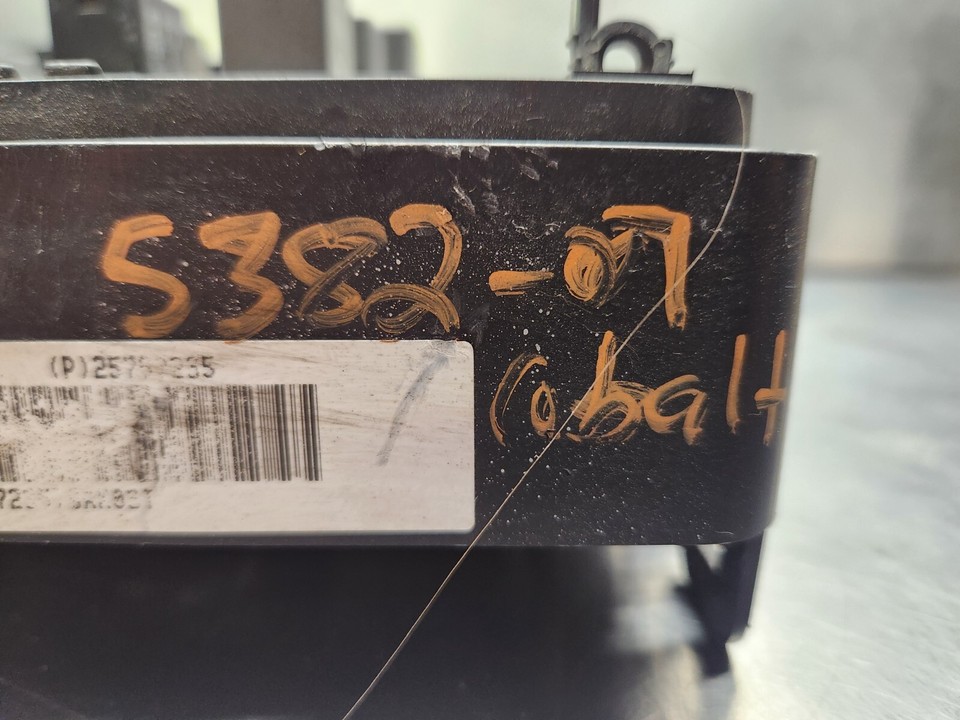 2007 07 Chevy Cobalt Pontiac G5 2.2L Engine Relay Fuse Box Assembly ...