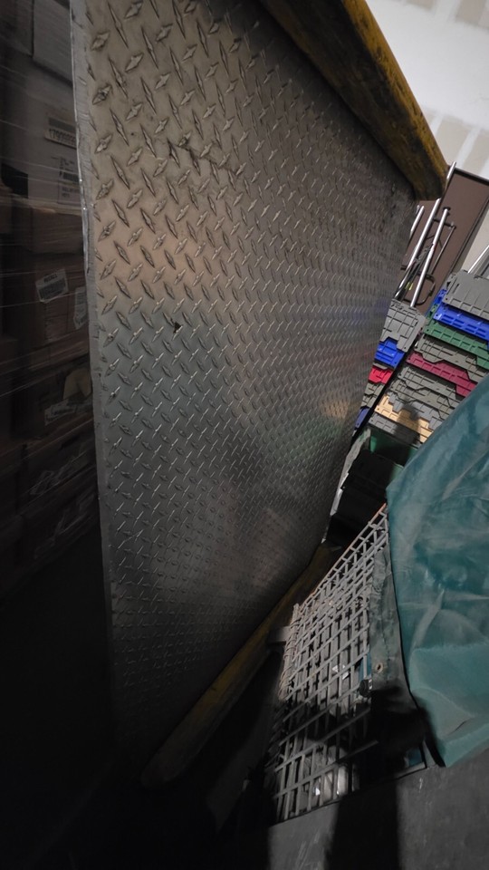 Loading dock plate industrial Metal trailer unloading / Loading !! good ...