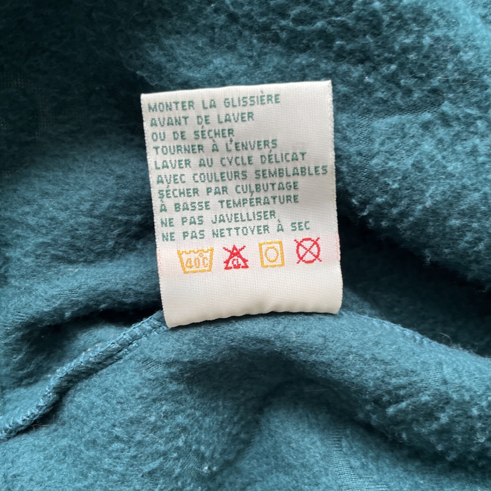 Vintage Paisley Floral Northern Reflections Fleece Fu… - Gem