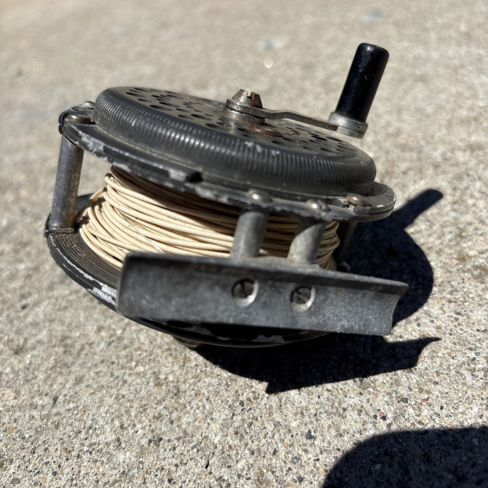 Martin MG-72 Fly Reel Made in USA Black Some Paint Wear Used | eBay