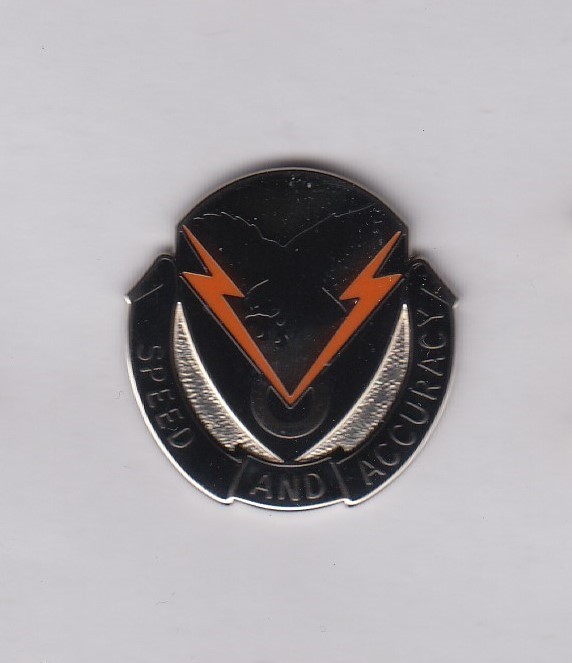 US Army 327th Signal Battalion Airborne Air Assault crest DUI badge D ...