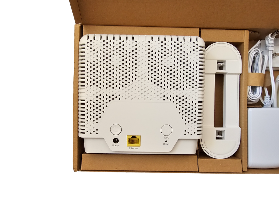 EE Smart WiFi Plus SW30A WiFi 6 Network Extender use with EE Smart Hub ...