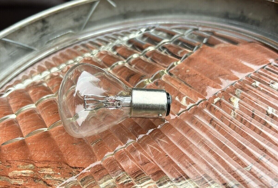 2 LED for UNITED PACIFIC 50-32CP 1188 6V HEADLIGHT BULB 1928-32 FORD ...