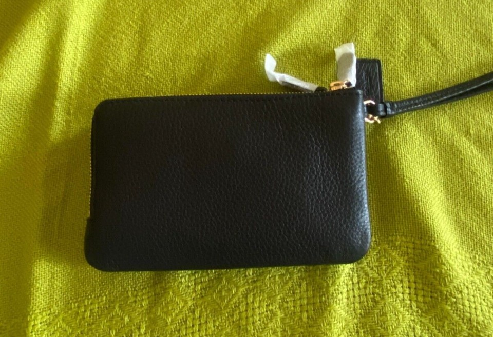 Coach - Double Corner Zip Wristlet - Black/Gold Refined Pebble Leather ...