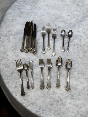 Vintage 37 Piece The Main Course Flared Ribbed Pattern Korean ...