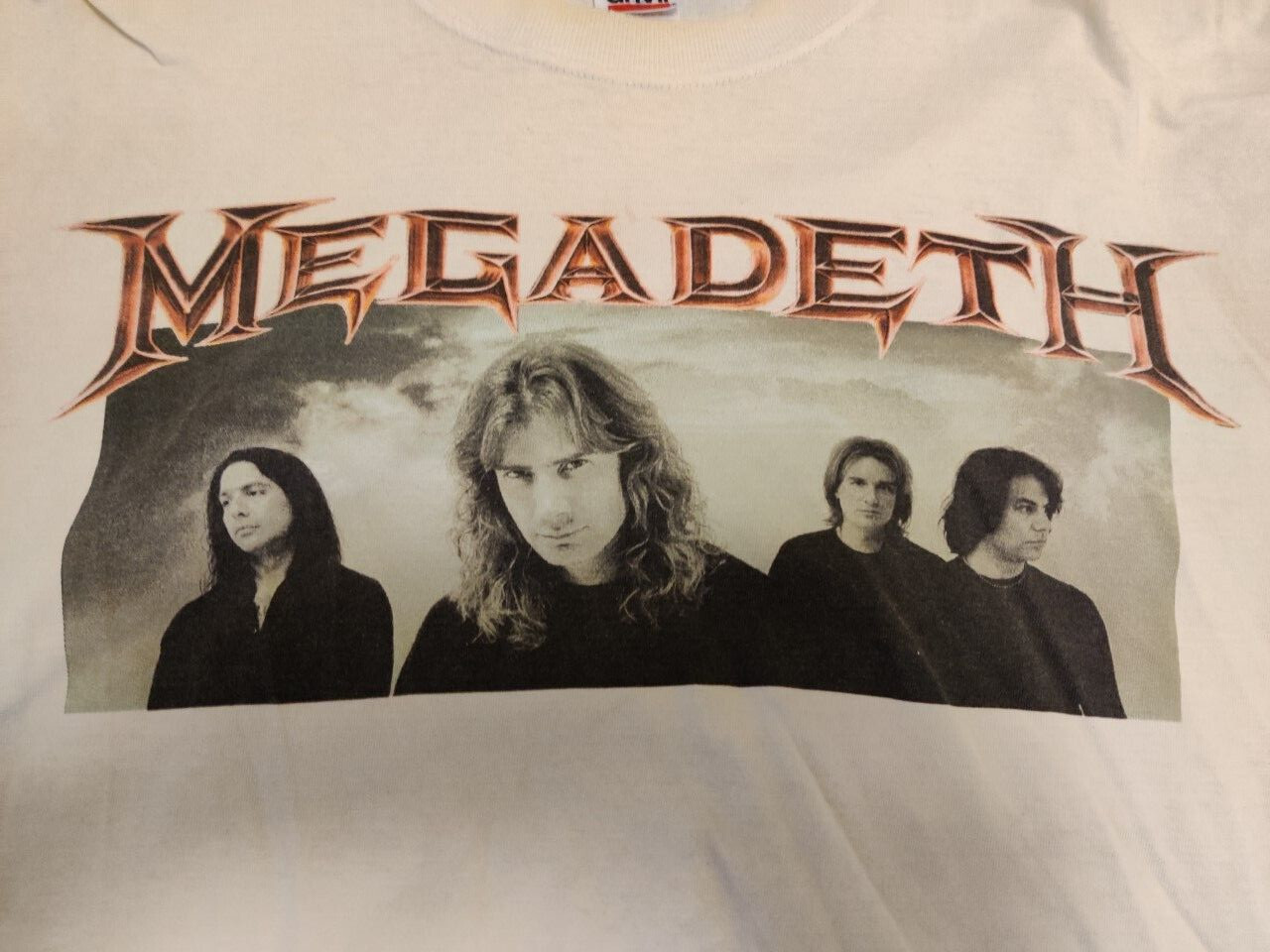 Megadeth: The World Needs a Hero Tour (2001/02) White T-Shirt. Size XL ...