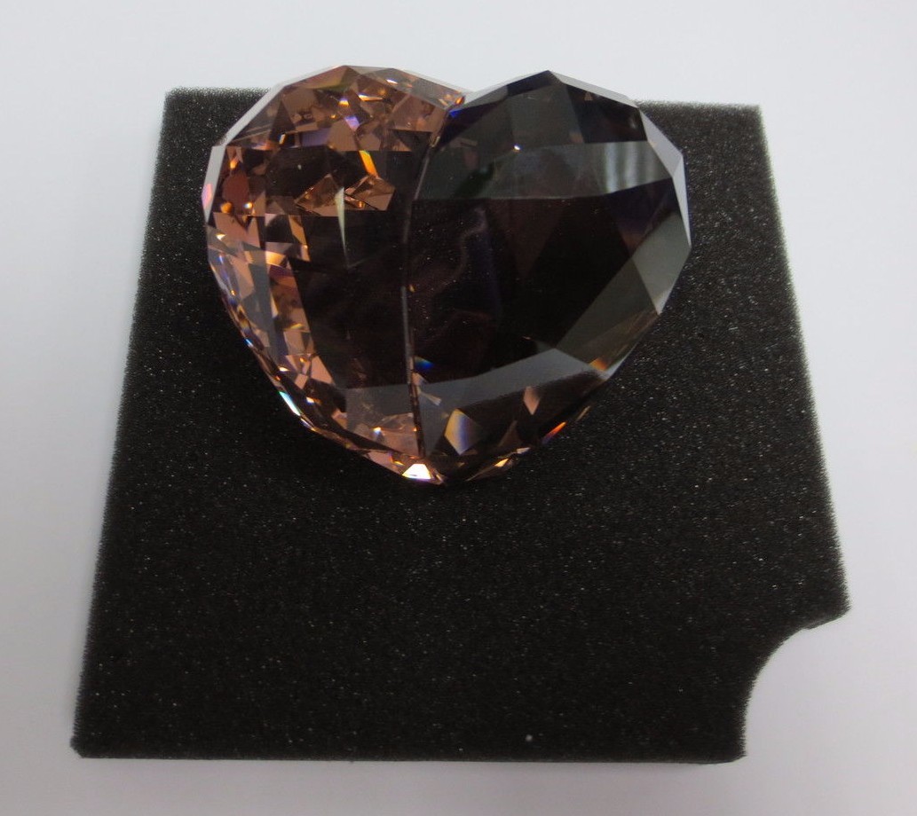 Swarovski 1096730 Kakadu Love Heart Figurine Red Color in Kakadured ...