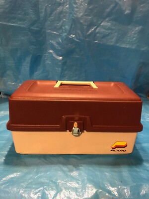 Plano Large Two Tray Tackle Box/ New latch added!!/ Much storage in ...