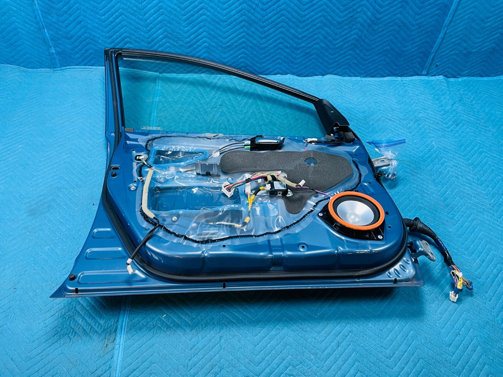 Toyota Prius Front Driver Door Complete Blue: 8S2 2004-2009 OEM | eBay